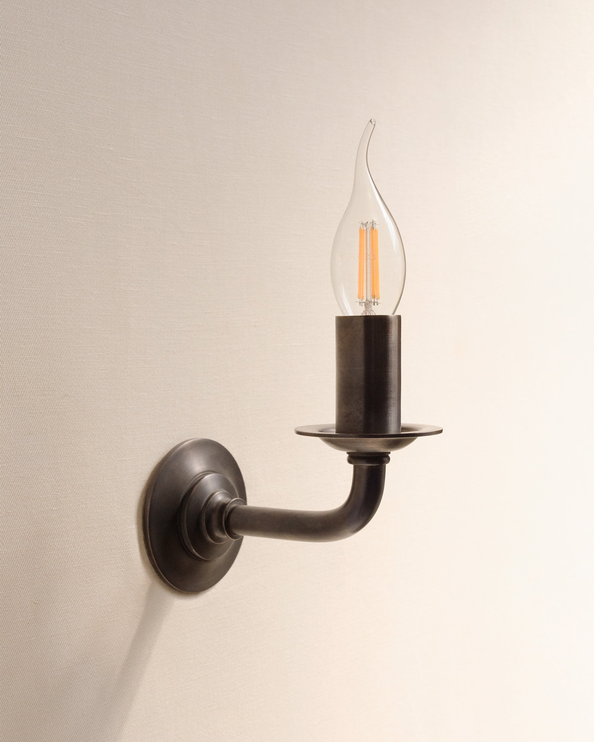 Attica Wall Light – Moro Dabron